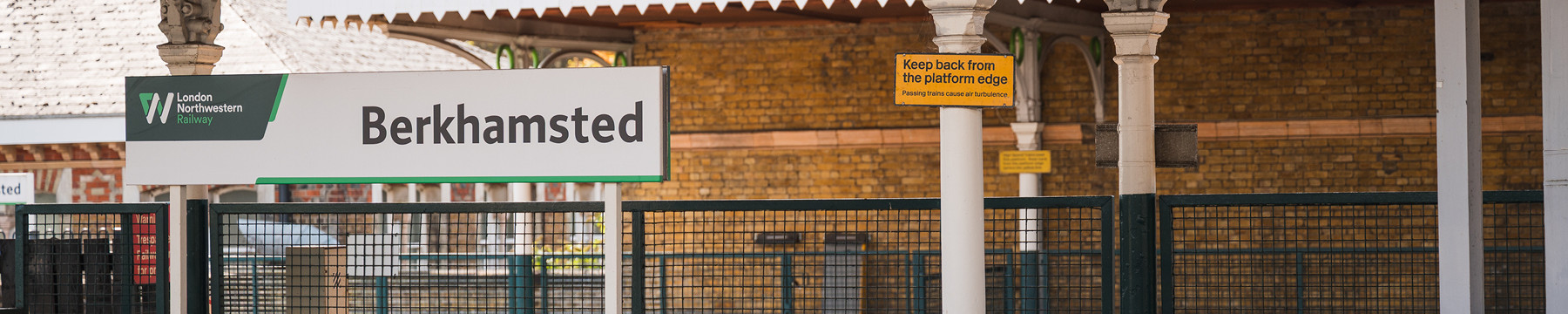 Easy getaways by train from London | LNR | London Northwestern Railway