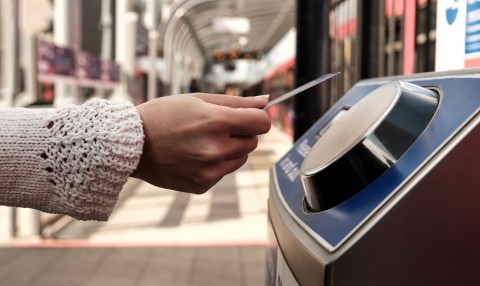 Pay as you go with contactless | LNR | London Northwestern Railway